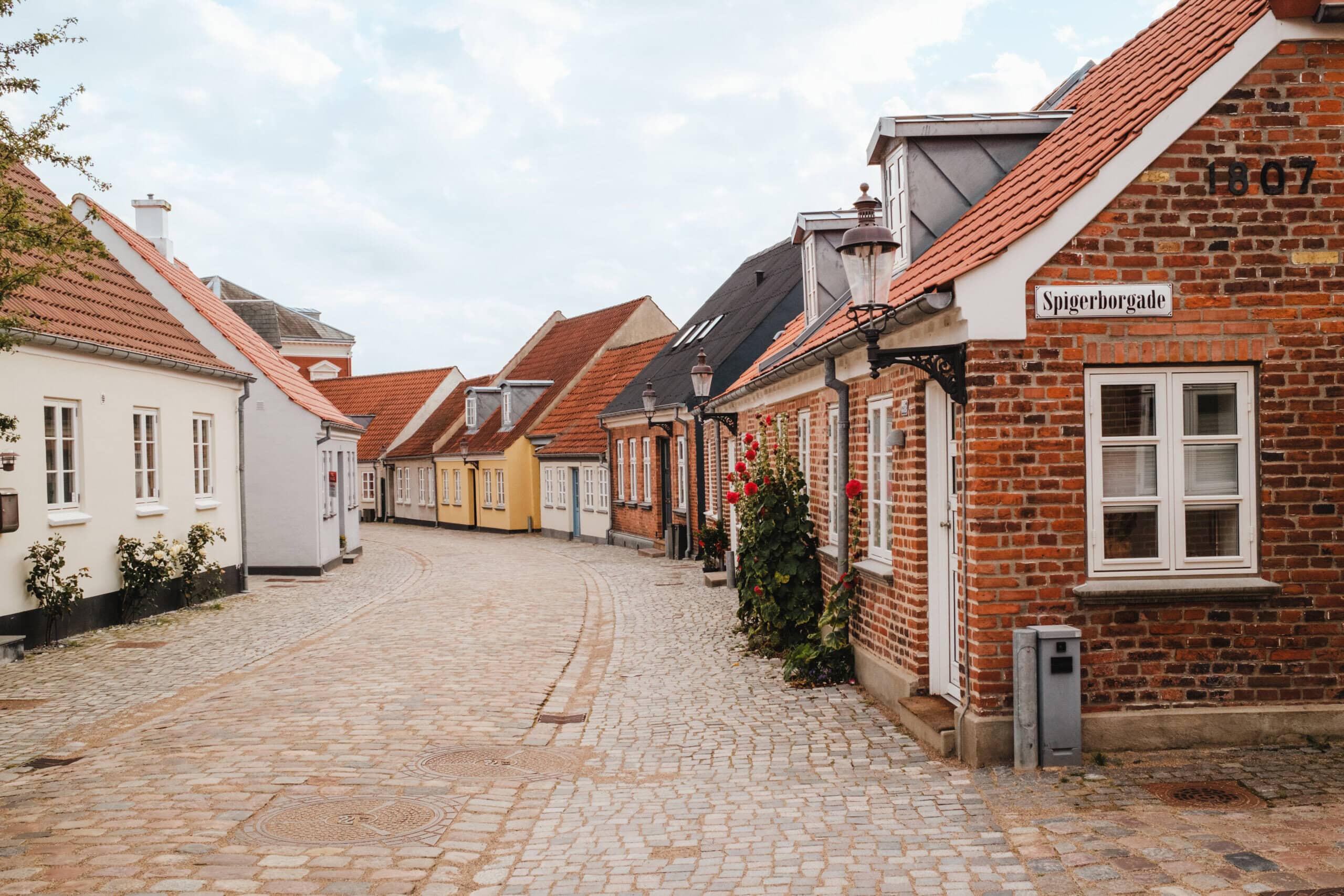 Mød Varde Kommunes bosætningsteam. Få hjælp til job og bolig.